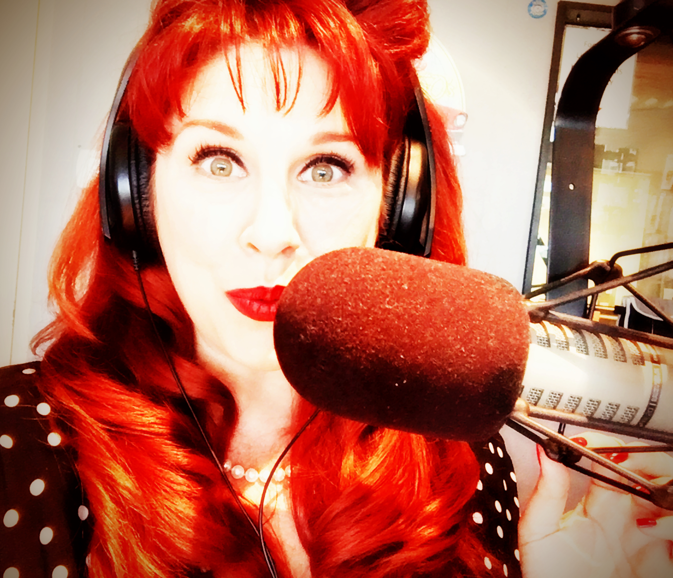 Deb and Mic - Money Hour - Debra Trappen